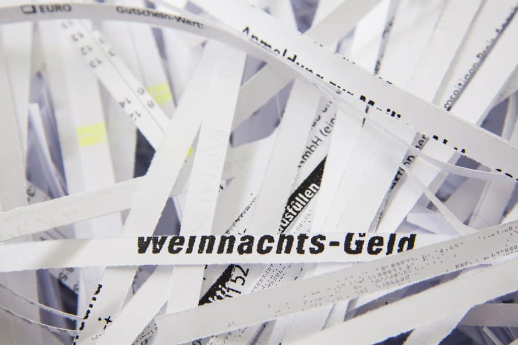 5 Paper Shredding Myths Busted - Hungry Shredder